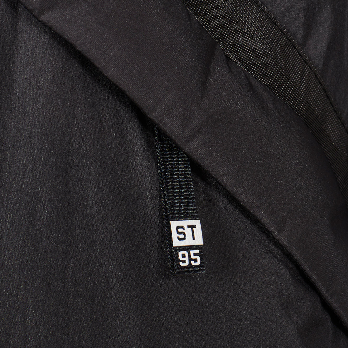 ST95 Helio Hooded Padded Blouson Black | Yards Store